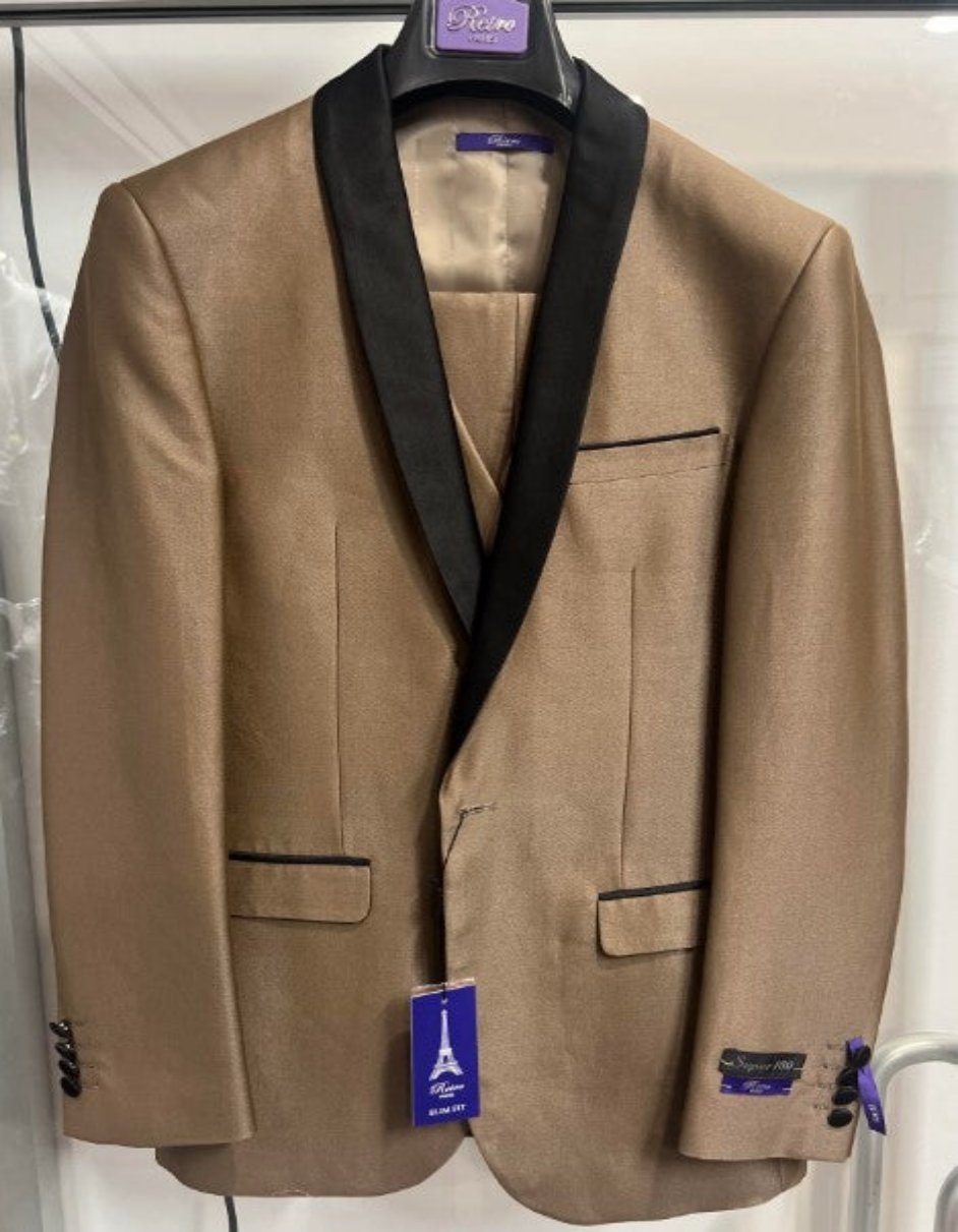 Light brown suit – Buy now - Notch lapel caravelli suits
